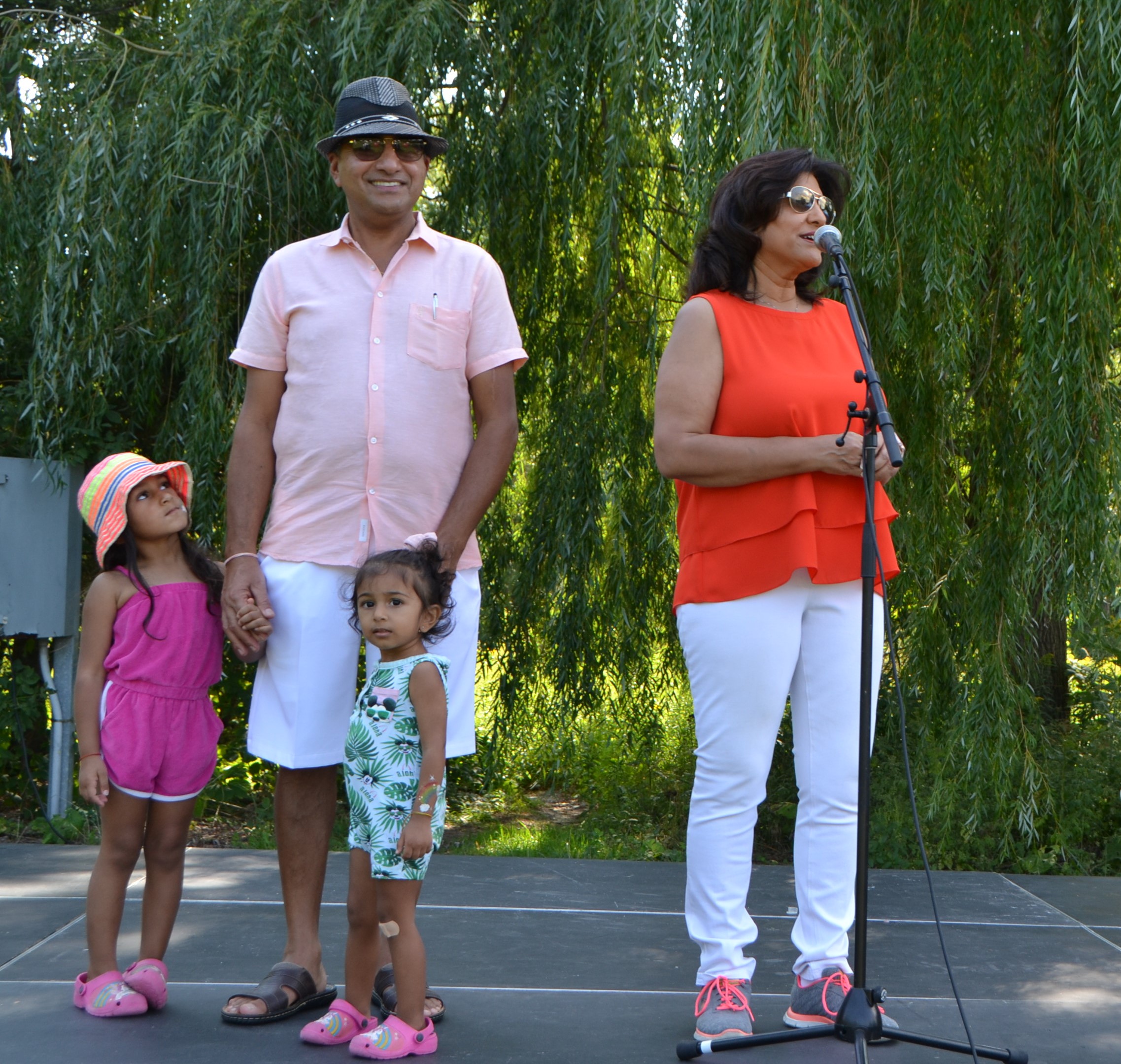 MPP Nina Tangri hosts a very successful annual barbecue – Asia Metro